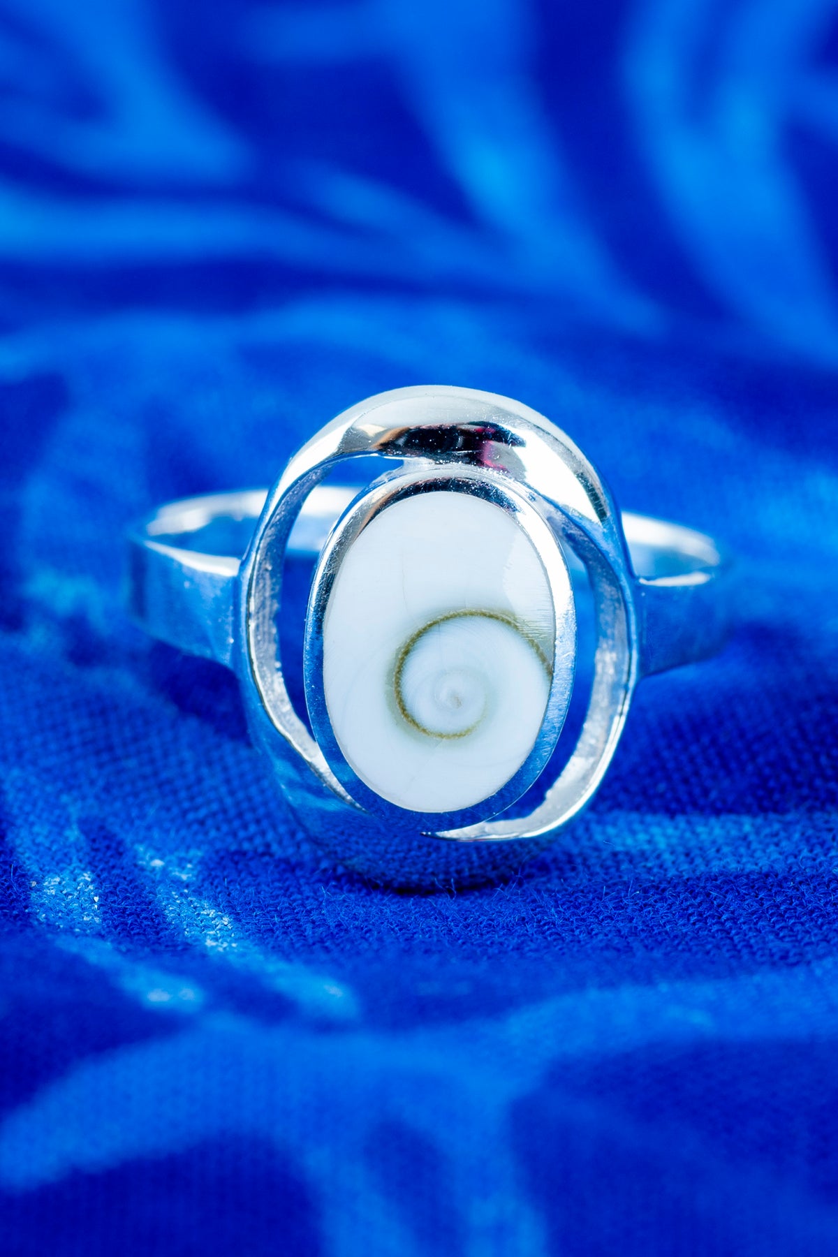 Oval Shiva Eye Sterling Ring · Mexicali Blues